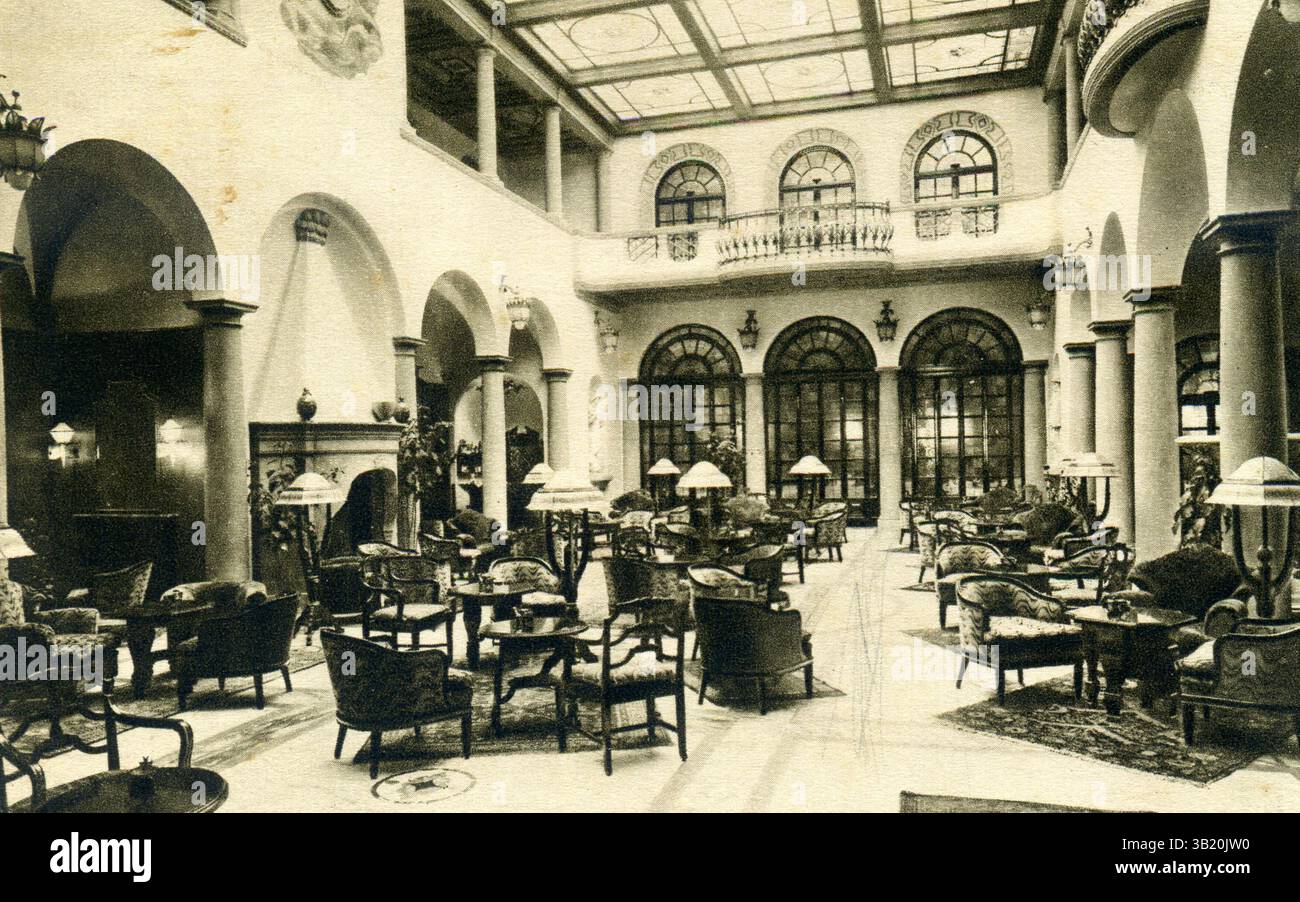 Firenze hotel hi-res stock photography and images - Alamy