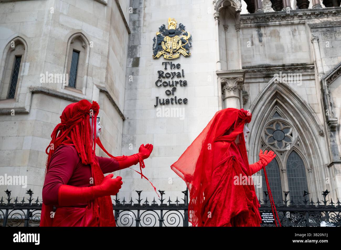 London, UK. 27 April 2025. Hundreds of Just Stop Oil (JSO) activists ...