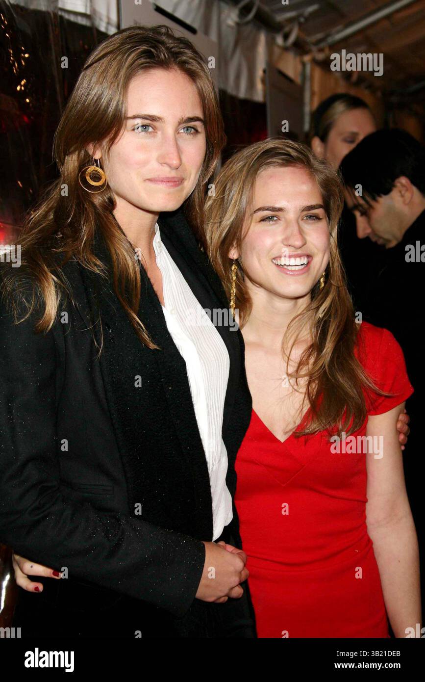 Lauren bush 2000 hi-res stock photography and images - Alamy