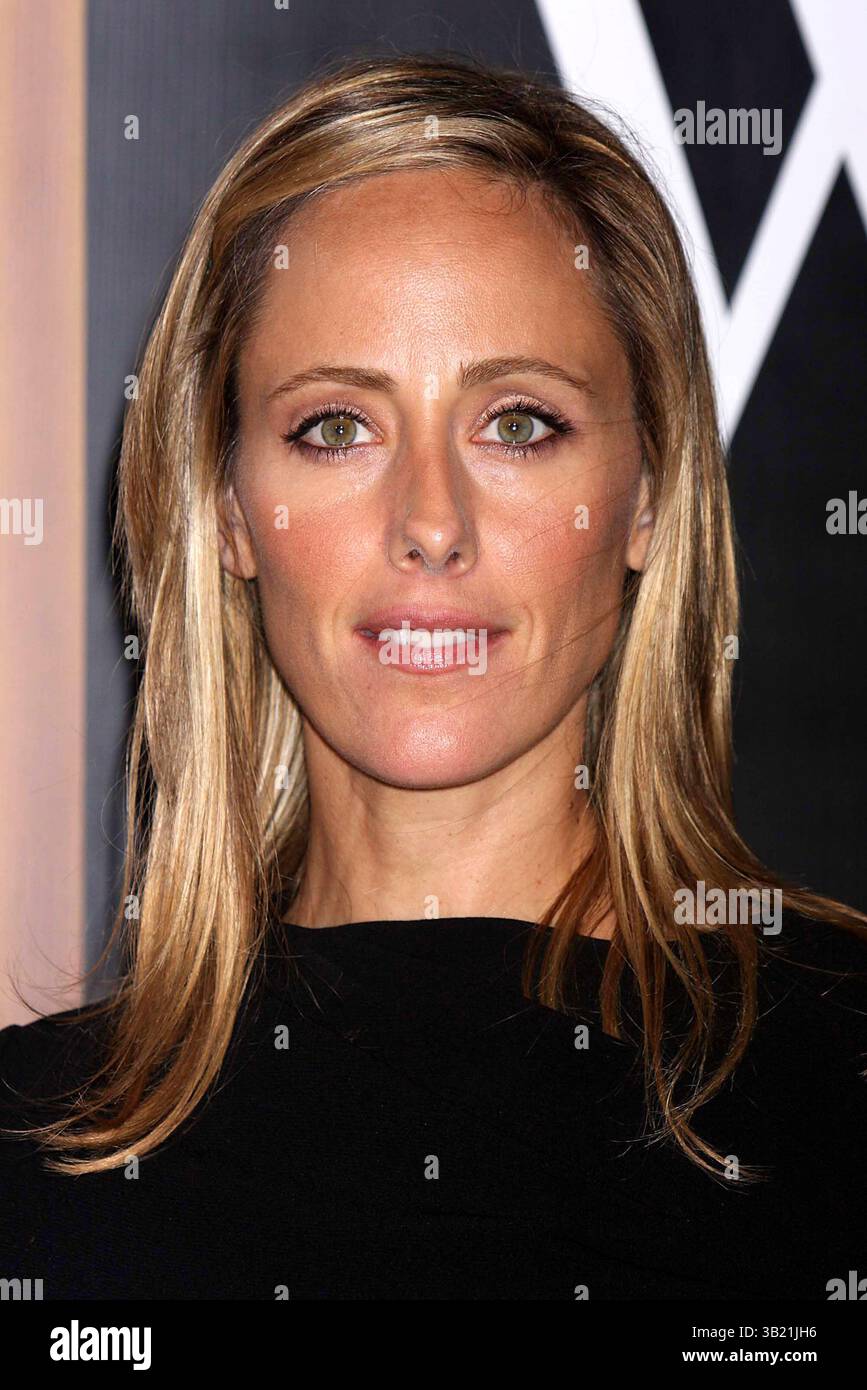 Oct. 15, 2008 - New York, New York, U.S. - KIM RAVER ARRIVING AT THE ...