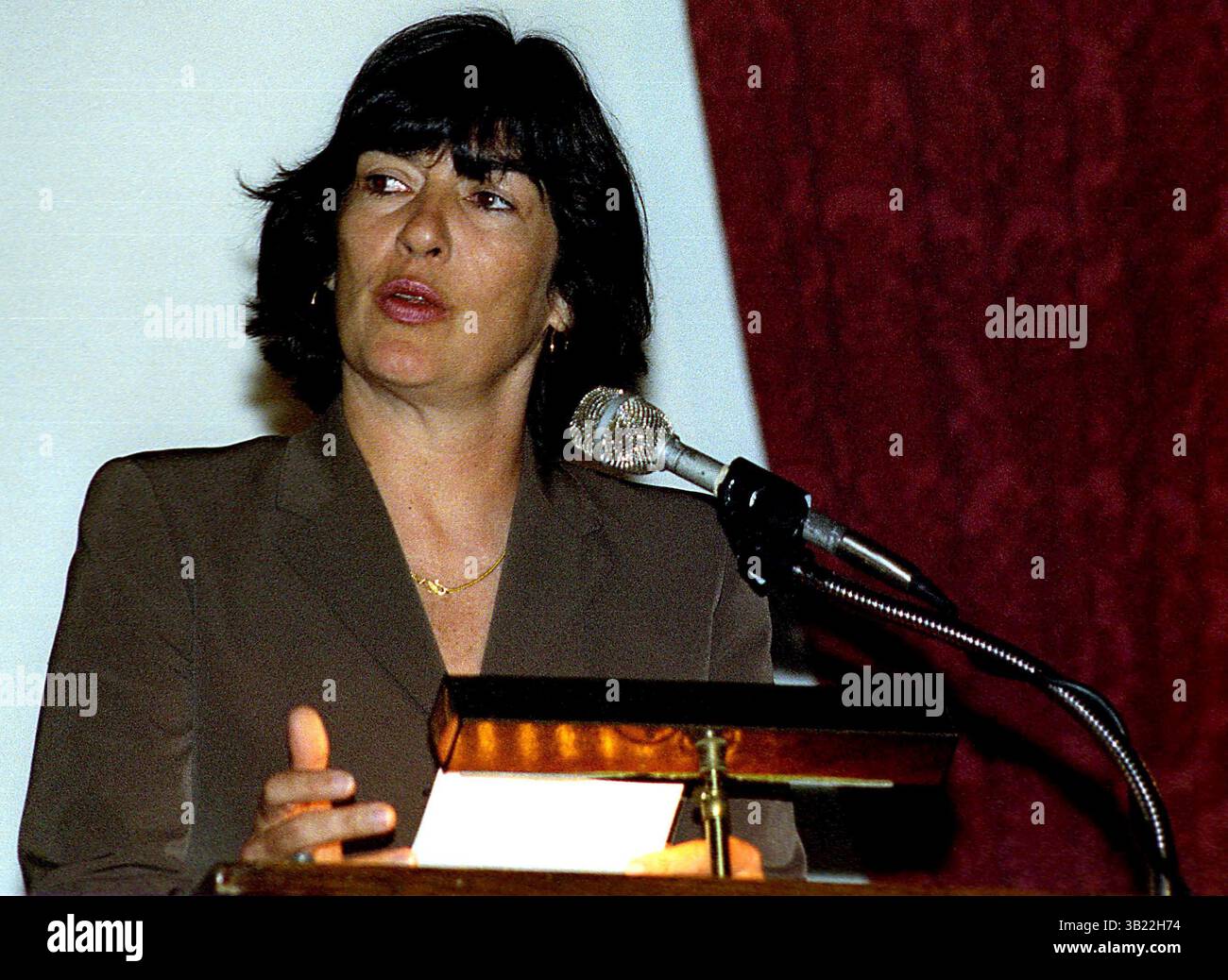 June 16, 2003 - New York, New York, U.S. - K31282WR.QUINNIPLAC ...