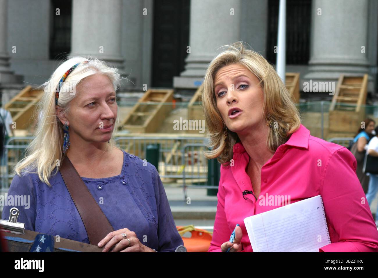 Alex witt hi-res stock photography and images - Alamy