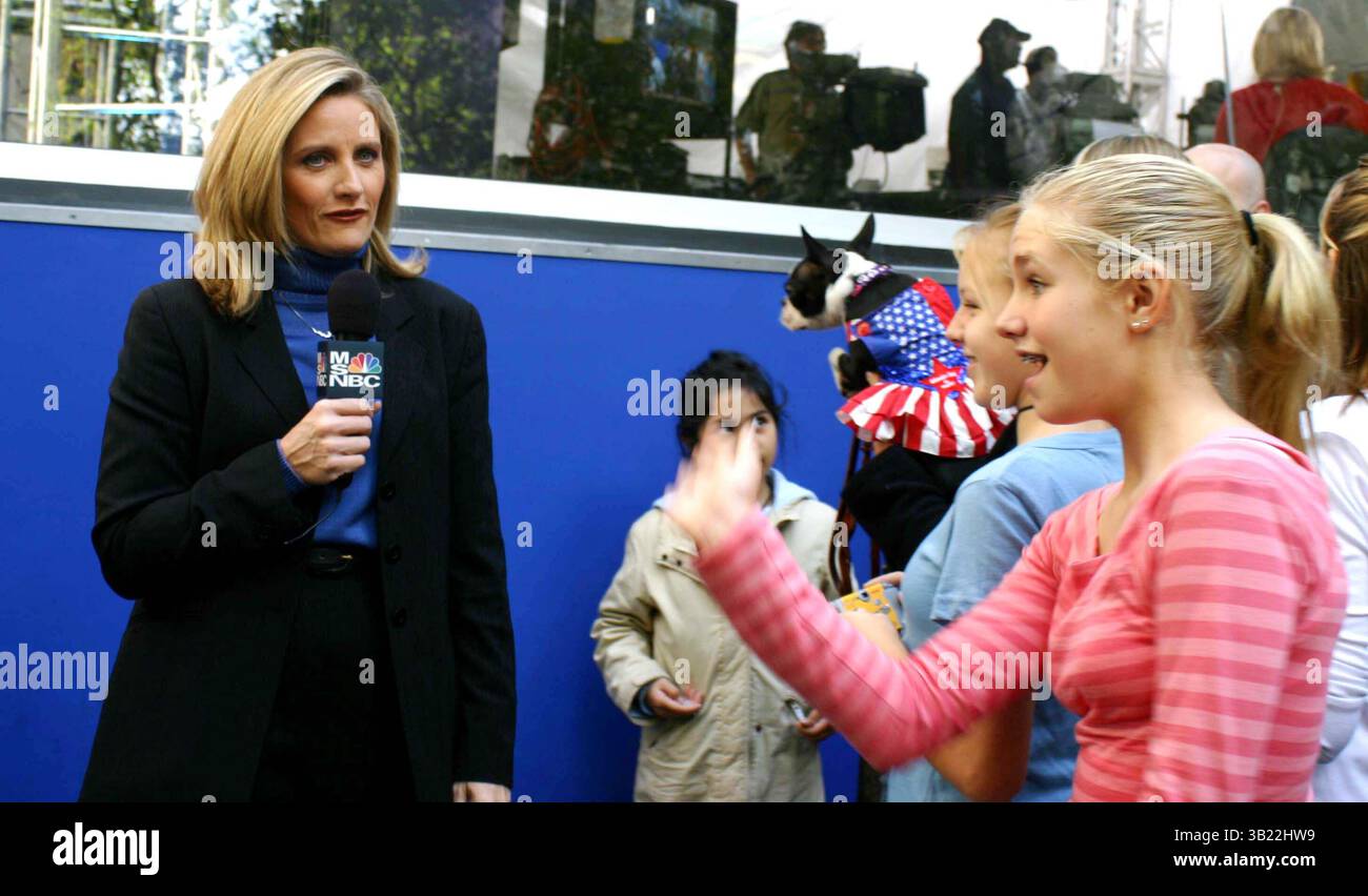 Oct. 31, 2004 - New York, New York, U.S. - K40205WR.MSNBC AT DEMOCRACY ...