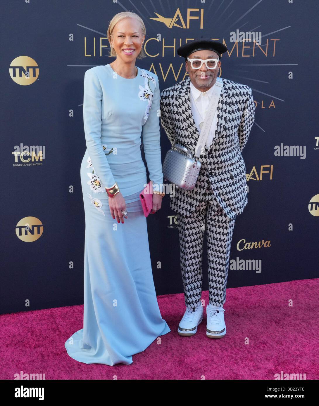 Los Angeles, USA. 26th Apr, 2025. (L-R) Tonya Lewis Lee and Spike Lee ...