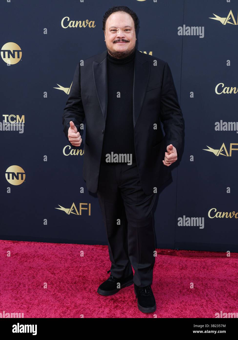 HOLLYWOOD, LOS ANGELES, CALIFORNIA, USA - APRIL 26: American actor and ...