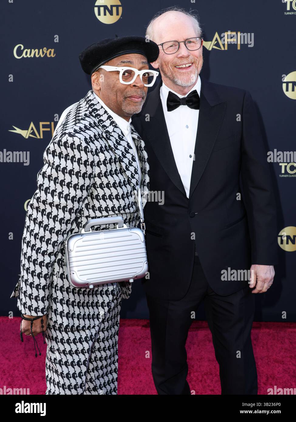 Hollywood, United States. 26th Apr, 2025. HOLLYWOOD, LOS ANGELES ...