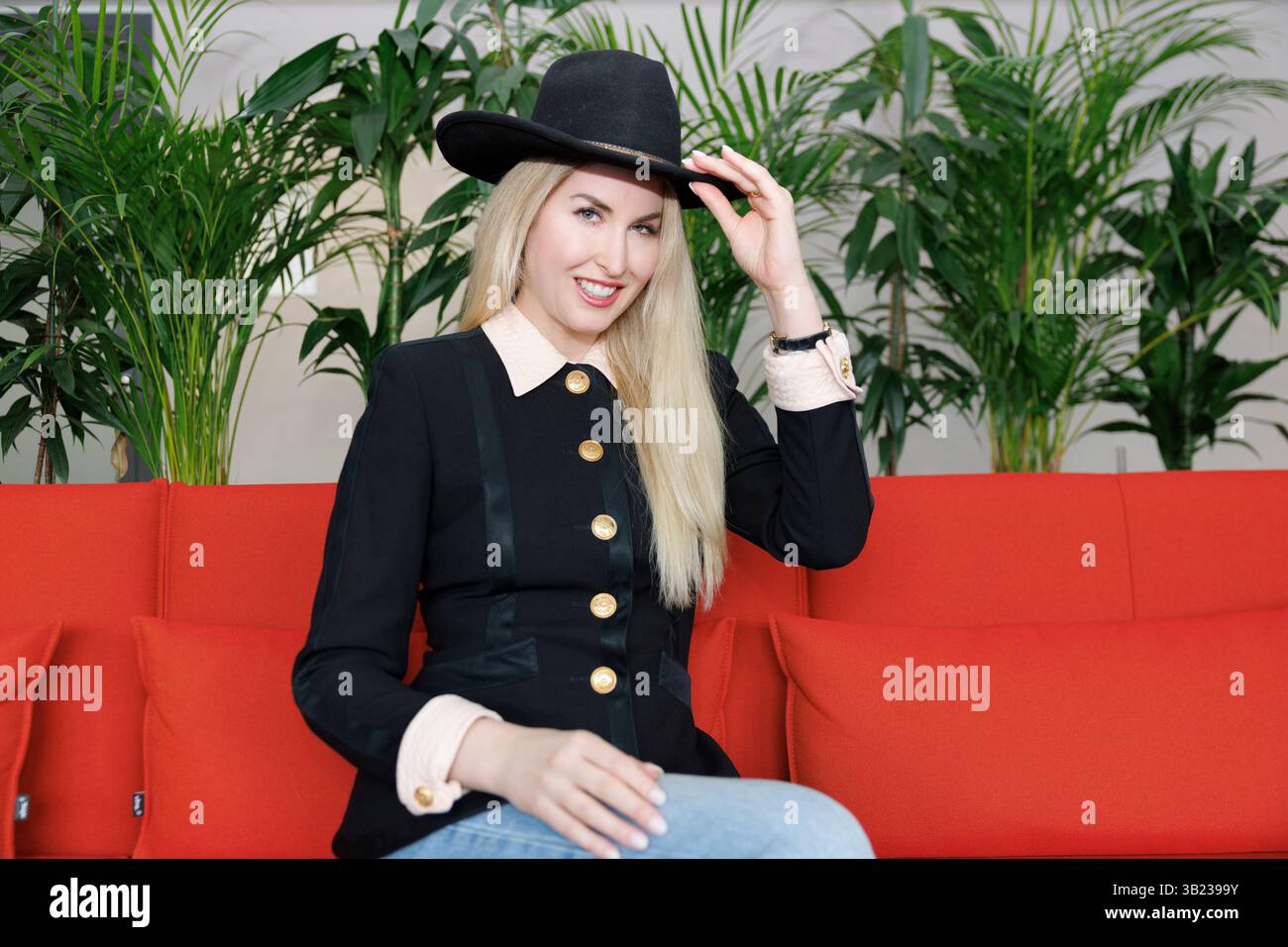 Country Musik Sängerin und Songwriterin Clara Löw "Cat Lion" am Mittwoch, 23. April 2025 im ...