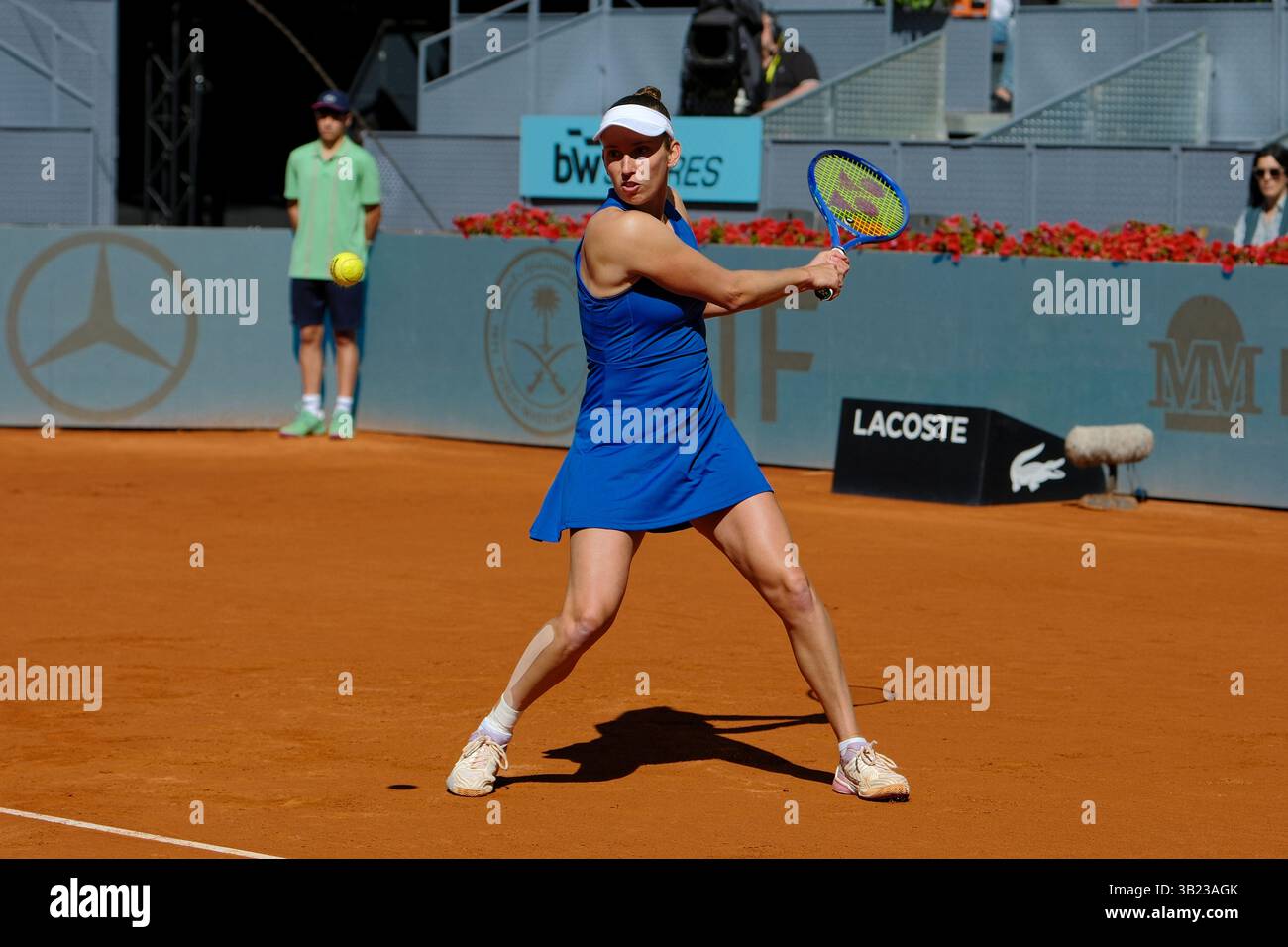 Madrid, Spain. 27th Apr, 2025. Tennis WTA, individual Women: Mutua ...