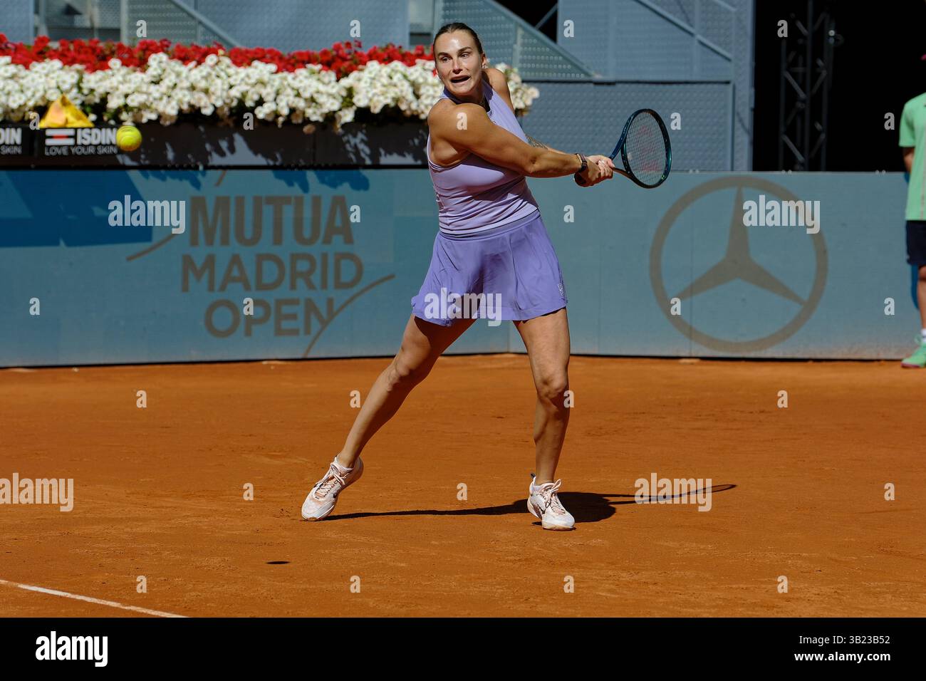 Madrid, Spain. 27th April, 2025. Tennis WTA, individual Women: Mutua ...