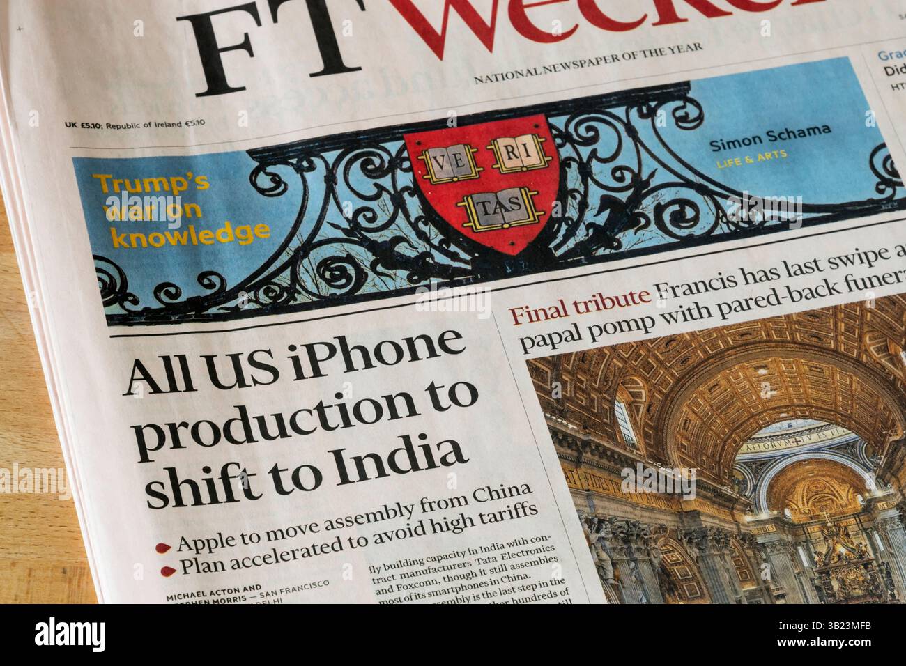 Financial times front pages hi-res stock photography and images - Alamy