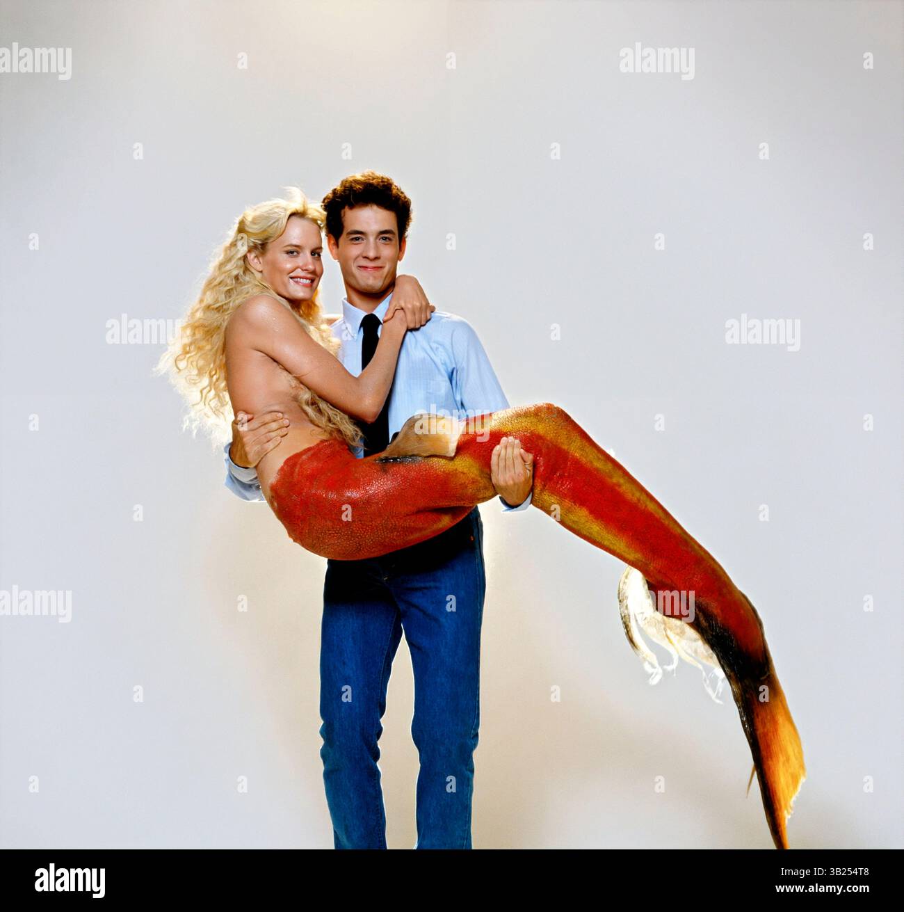 DARYL HANNAH and TOM HANKS in SPLASH (1984), directed by RON HOWARD ...