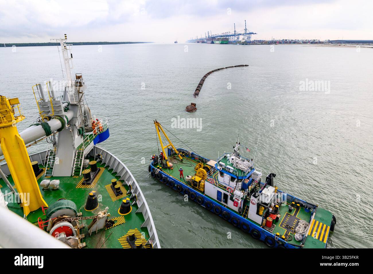 (250415) -- KUALA LUMPUR, April 15, 2025 (Xinhua) -- The Chinese ...