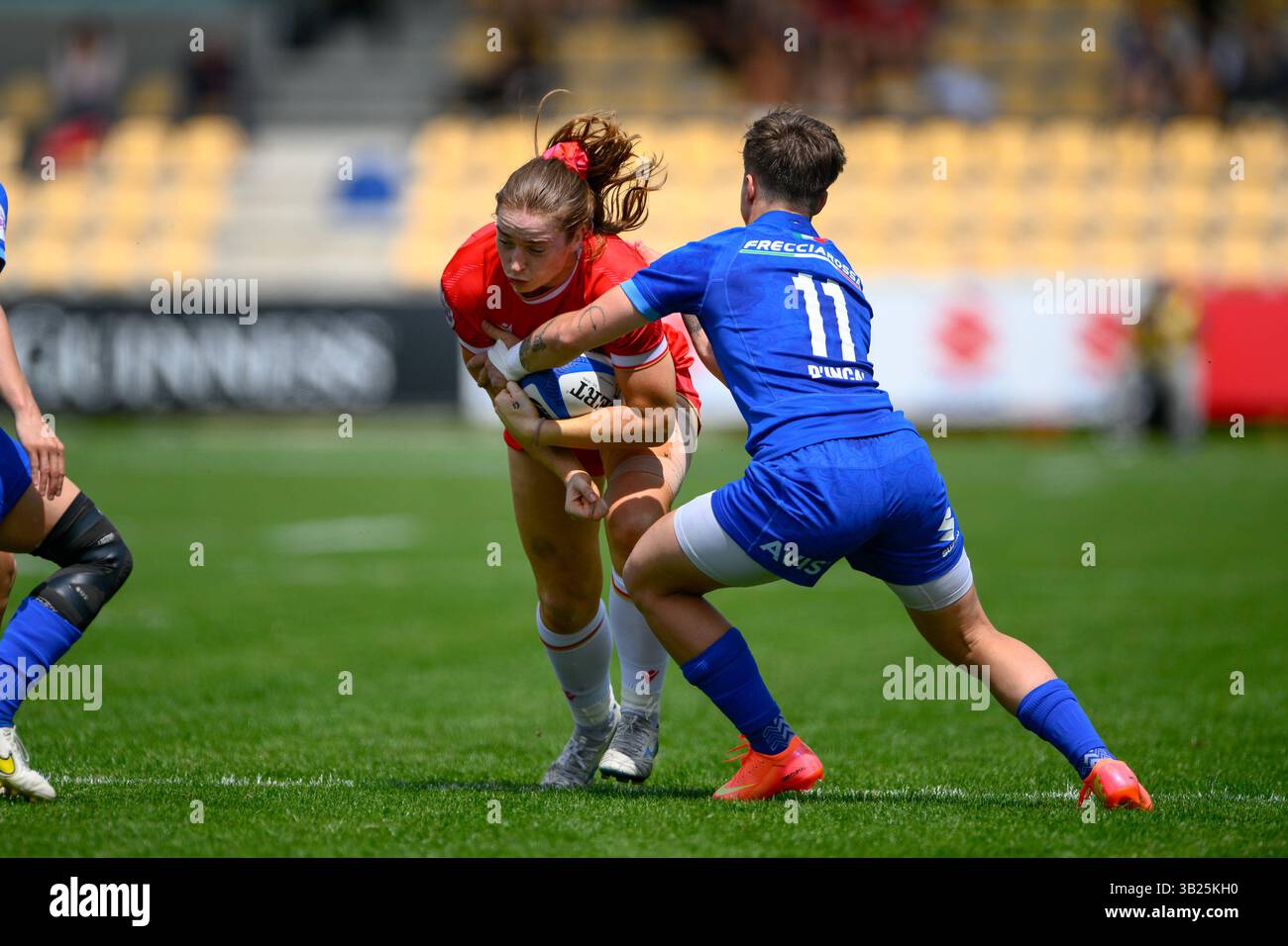 Lisa Neumann ( Wales ) Alyssa D'Inca ( Italy ) during 2025 Women's Six ...
