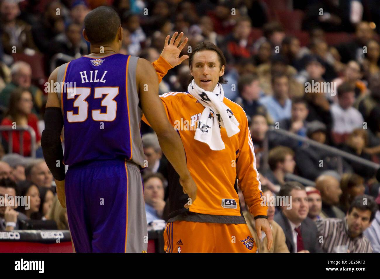Nba grant hill on bench hi-res stock photography and images - Alamy