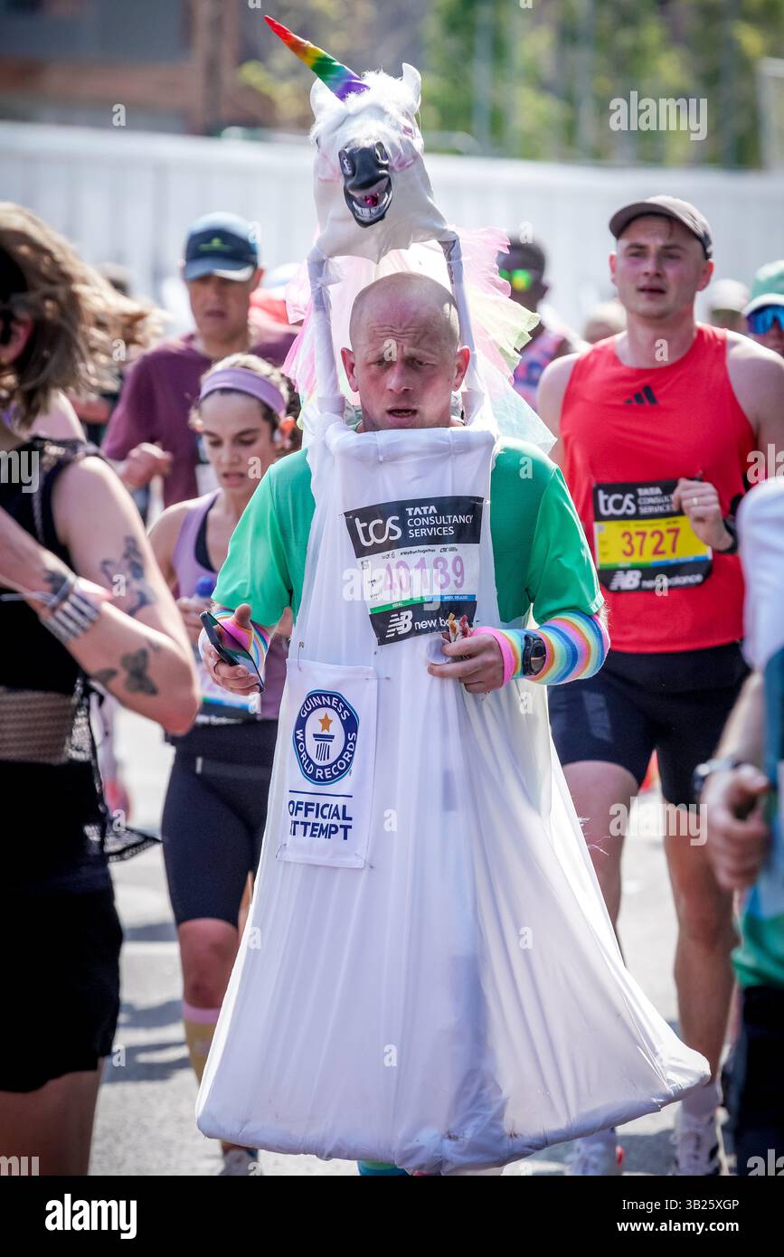 London, UK. 27th April, 2025. Pictured: Adam Cotterill. London Marathon ...