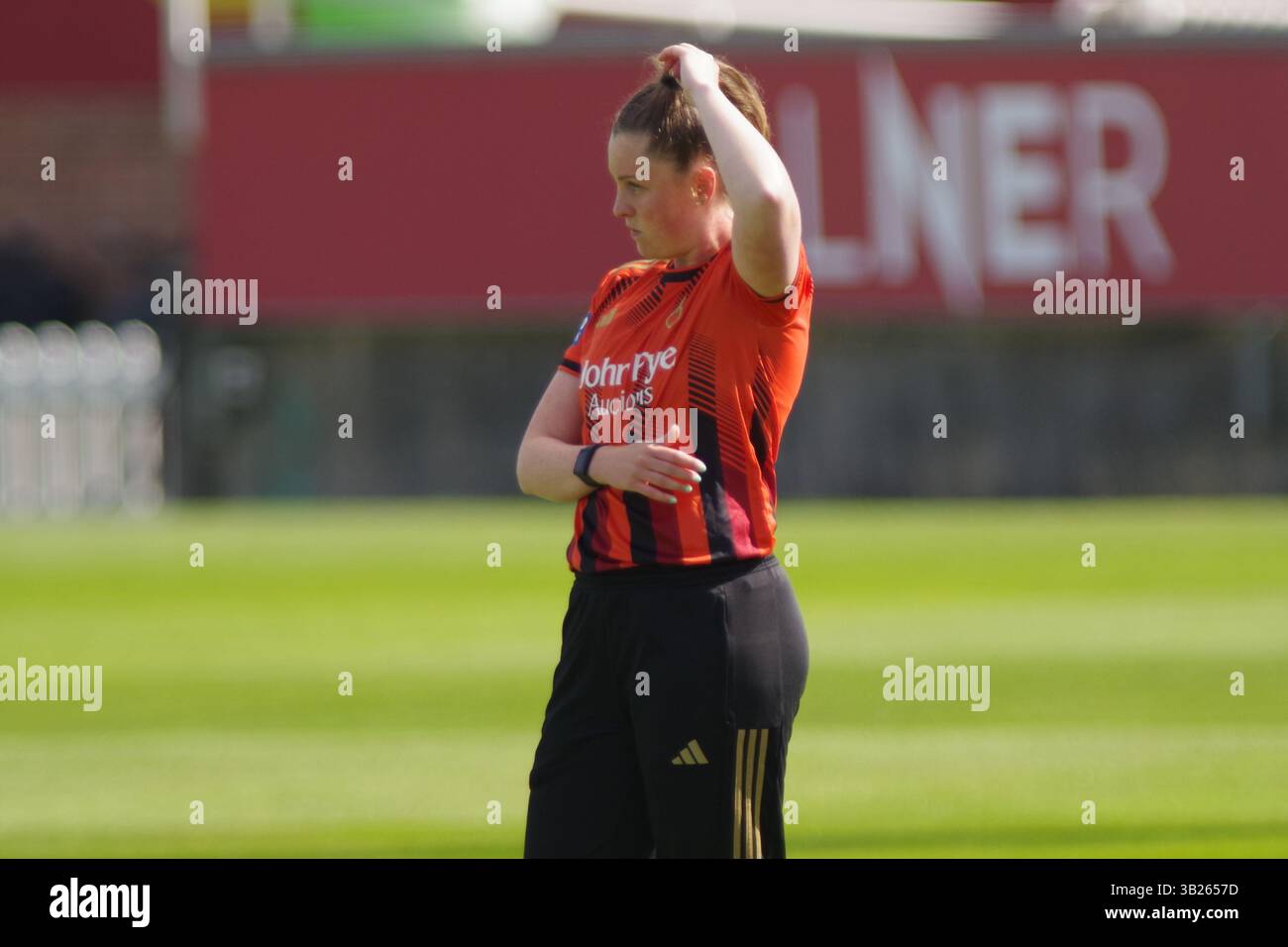 Chester le Street, England, 27 April 2025. Grace Ballinger playing for ...