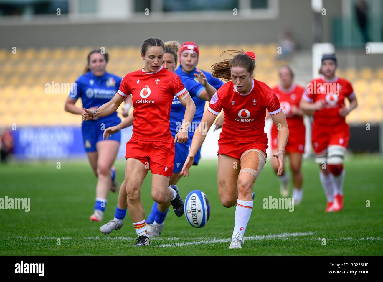 Parma, Italy. 27th Apr, 2025. Lisa Neumann ( Wales ) during 2025 Women ...