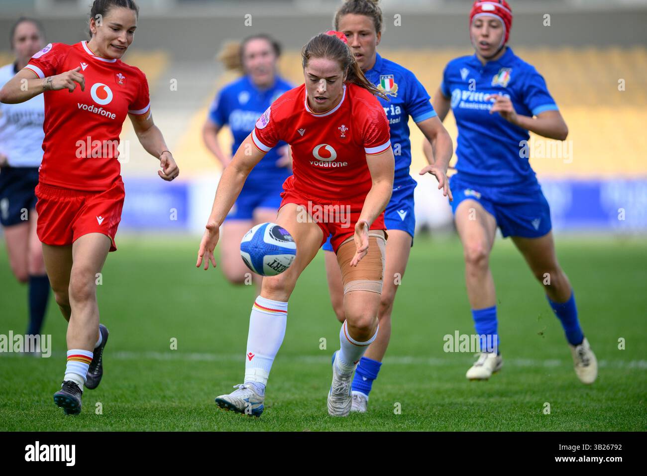 Parma, Italy. 27th Apr, 2025. Lisa Neumann ( Wales ) during 2025 Women ...