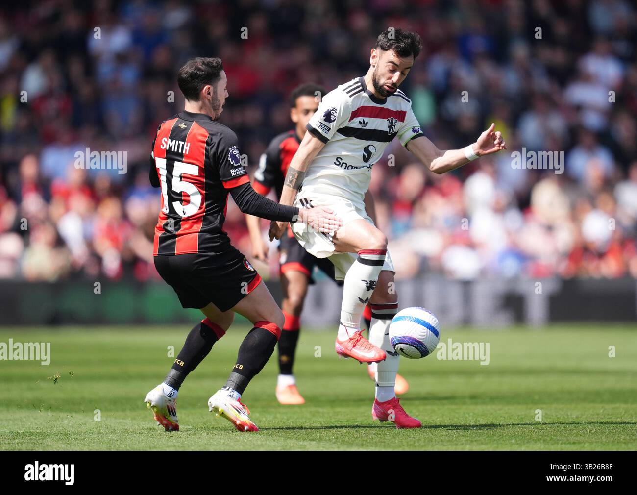 Manchester United's Bruno Fernandes (right) and Bournemouth's Adam ...