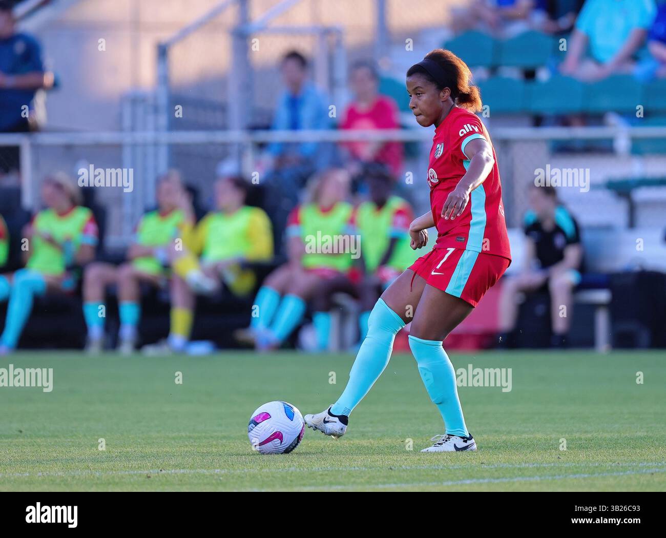 Cary, North Carolina, USA. 26th Apr, 2025. KC Current defender ...