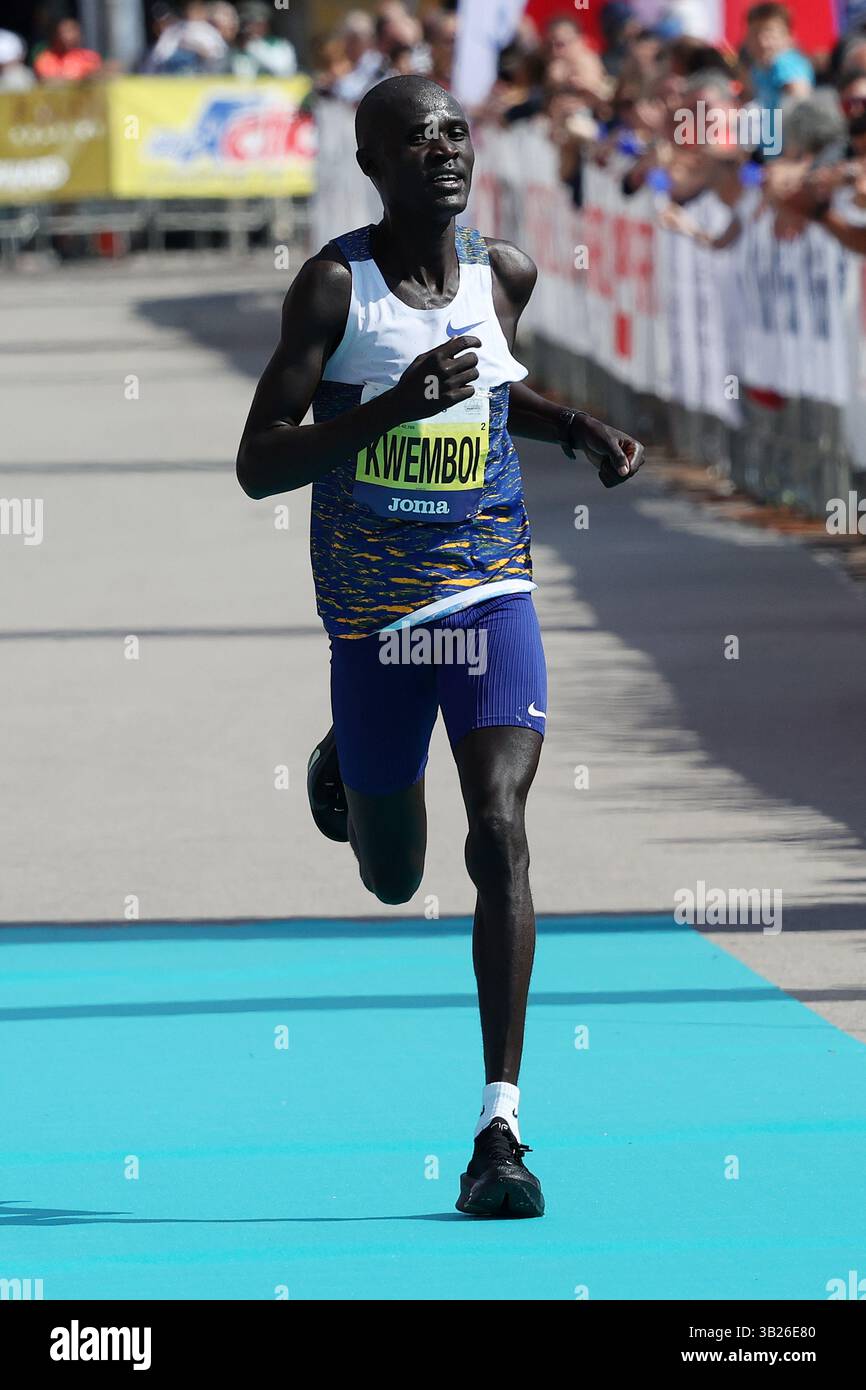Padova Marathon - April 27, 2025 The triumph of Onchari and Girnay Kenyan Enock Onchari was the ...
