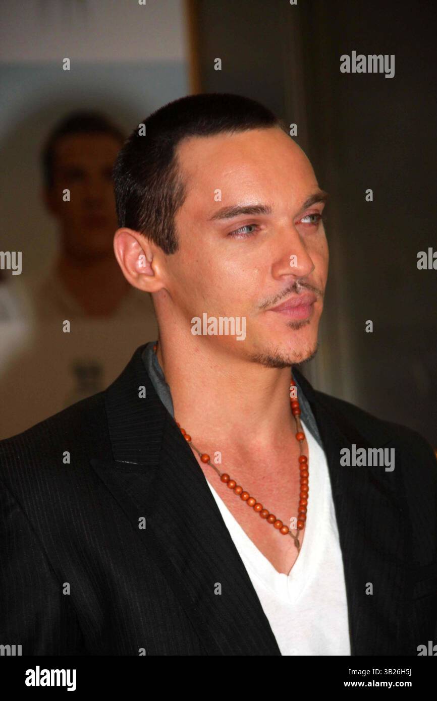 JONATHAN RHYS MEYERS LAUNCHES NEW FRAGRANCE ''HUGO'' ELEMENT.AT MACY'S ...