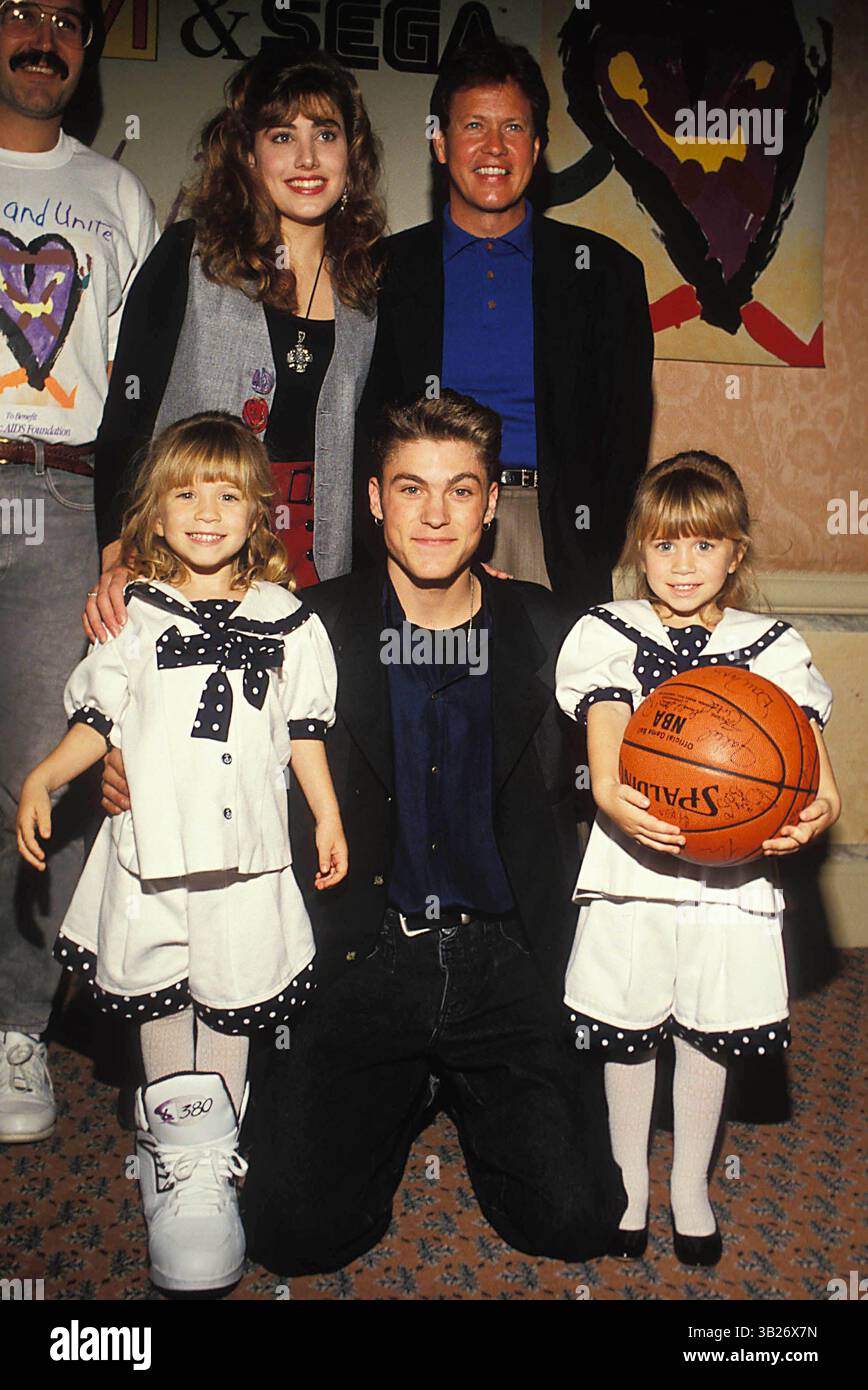 L3036.CAROL ANN PLANTE RICK DEES BRIAN AUSTIN GREEN MARY KATE ASHLEY ...