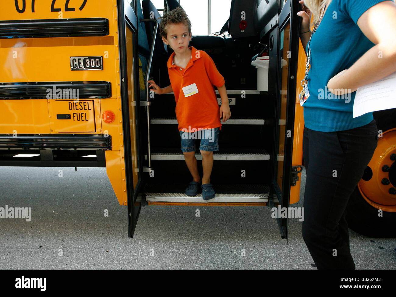 PT 310277 FITT bus 1 (08/12/2009 Land O'Lakes) Oakstead Elementary ...