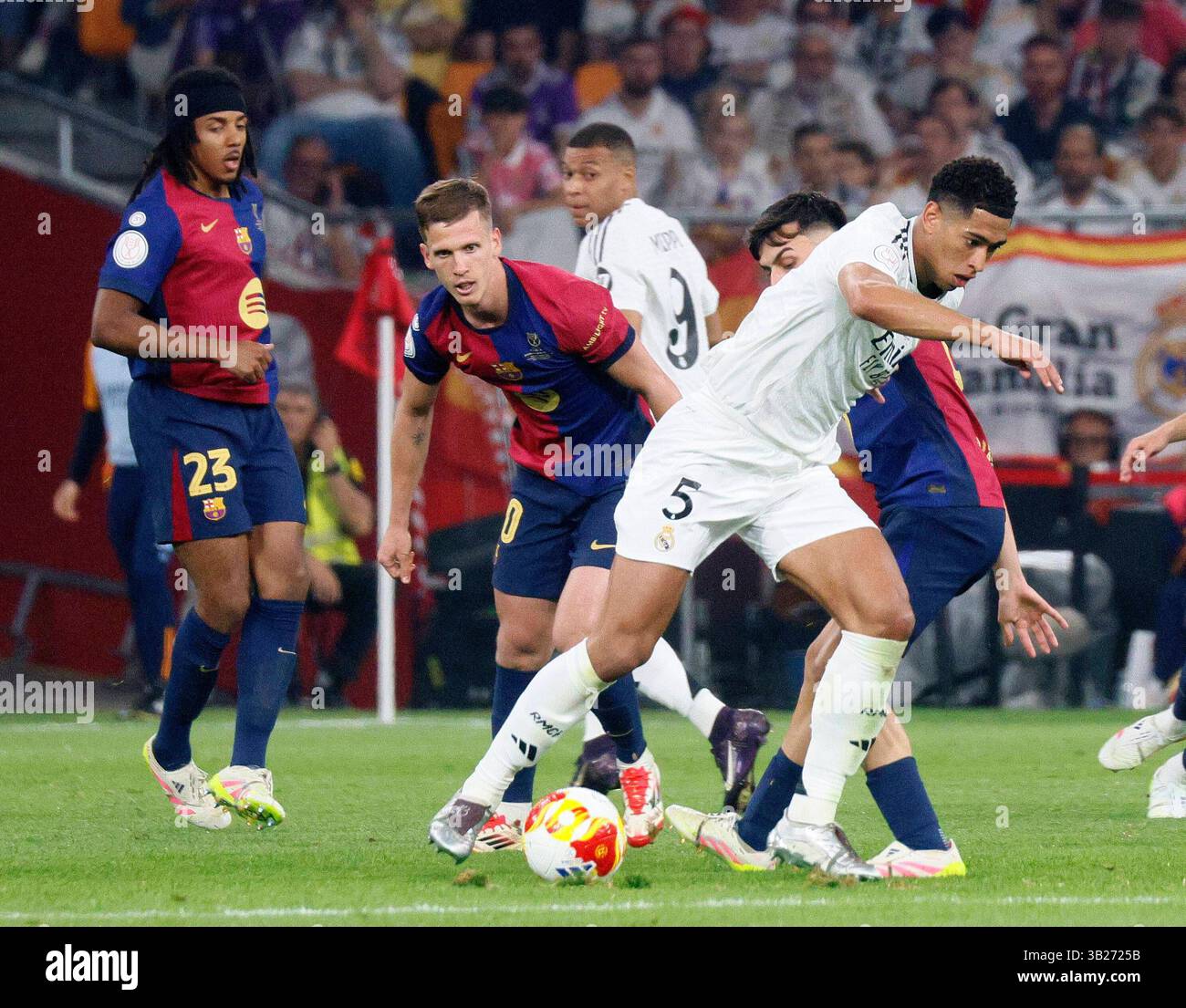 Spanish King Cup (Copa del Rey) final soccer match FC Barcelona vs Real ...