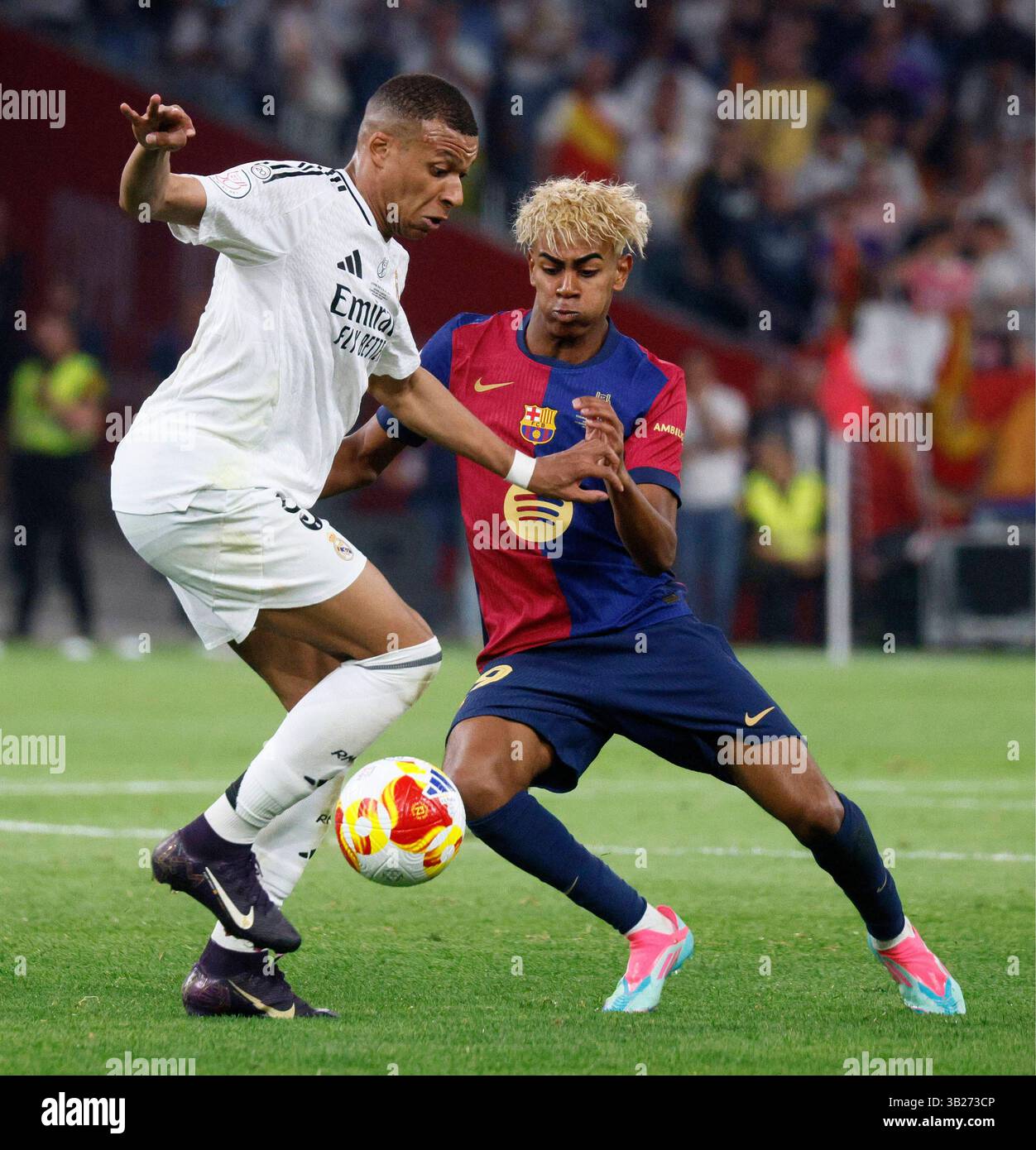 Spanish King Cup (Copa del Rey) final soccer match FC Barcelona vs Real ...