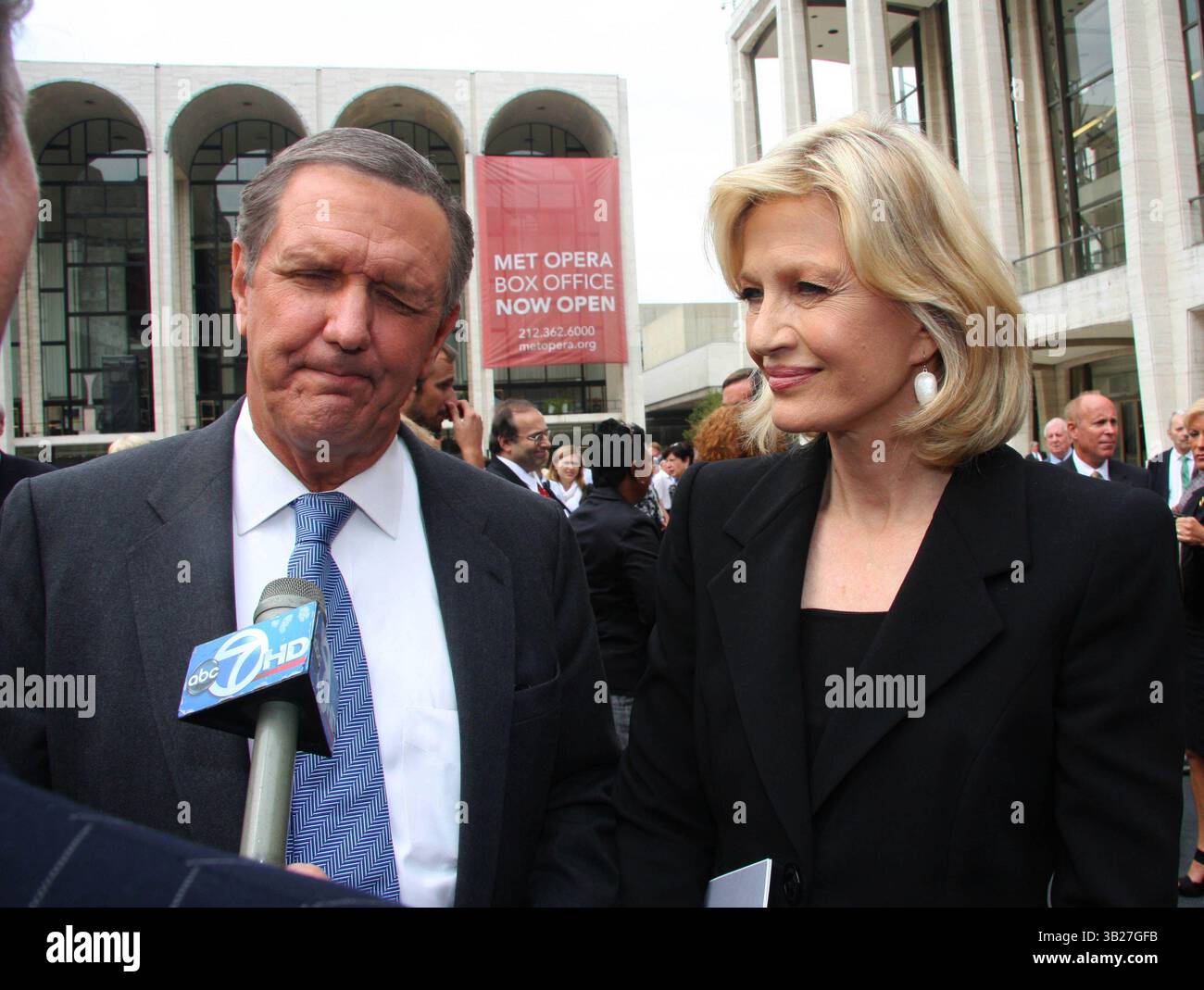 K63102WR.Memorial Service for Walter Cronkite at Lincoln Center in New ...