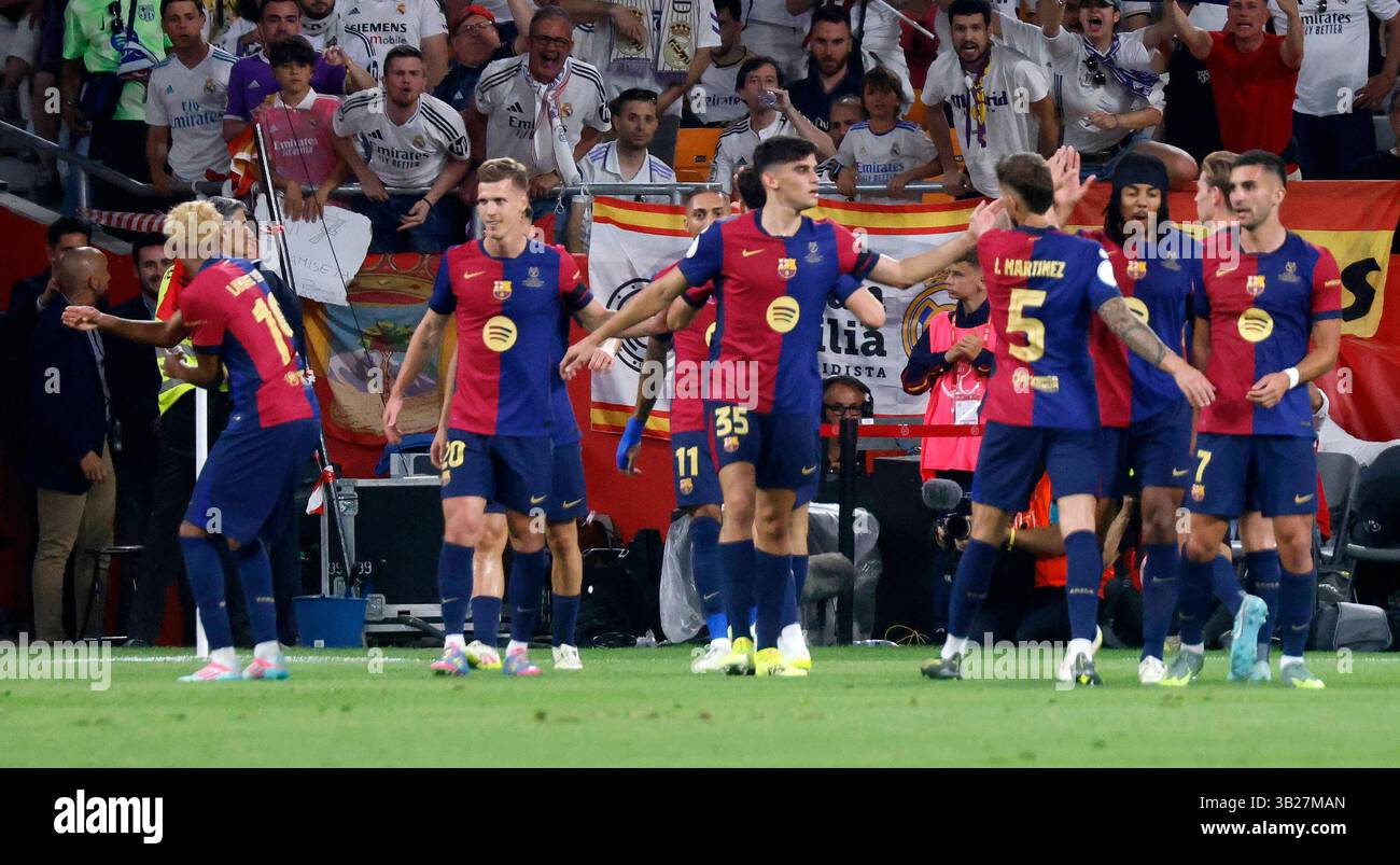 Spanish King Cup (Copa del Rey) final soccer match FC Barcelona vs Real ...