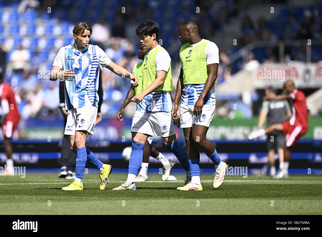 Genk's Matte Smets, Genk's Hyon-Gyu Oh and Genk's Mujaid Sadick ...