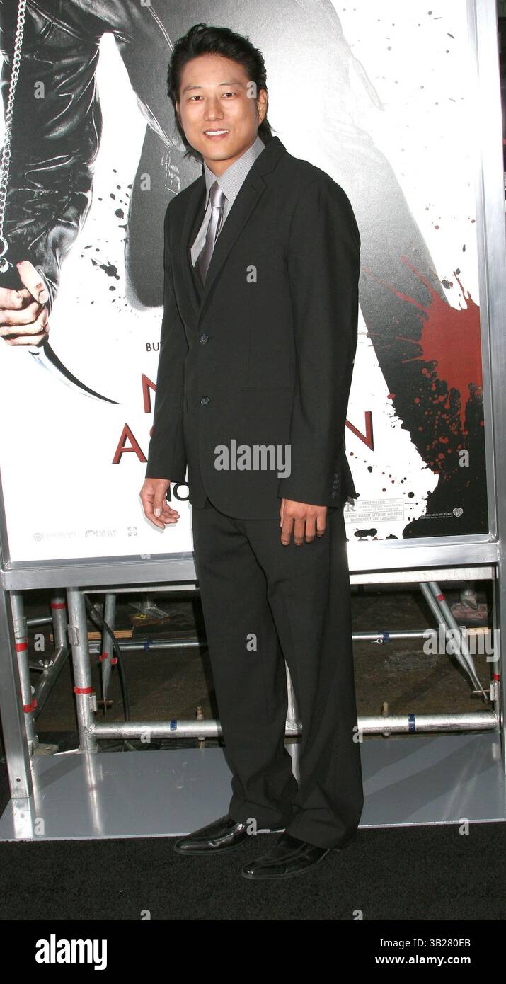 Nov 19, 2009 - Los Angeles, California, USA - Actor SUNG KANG at the ...