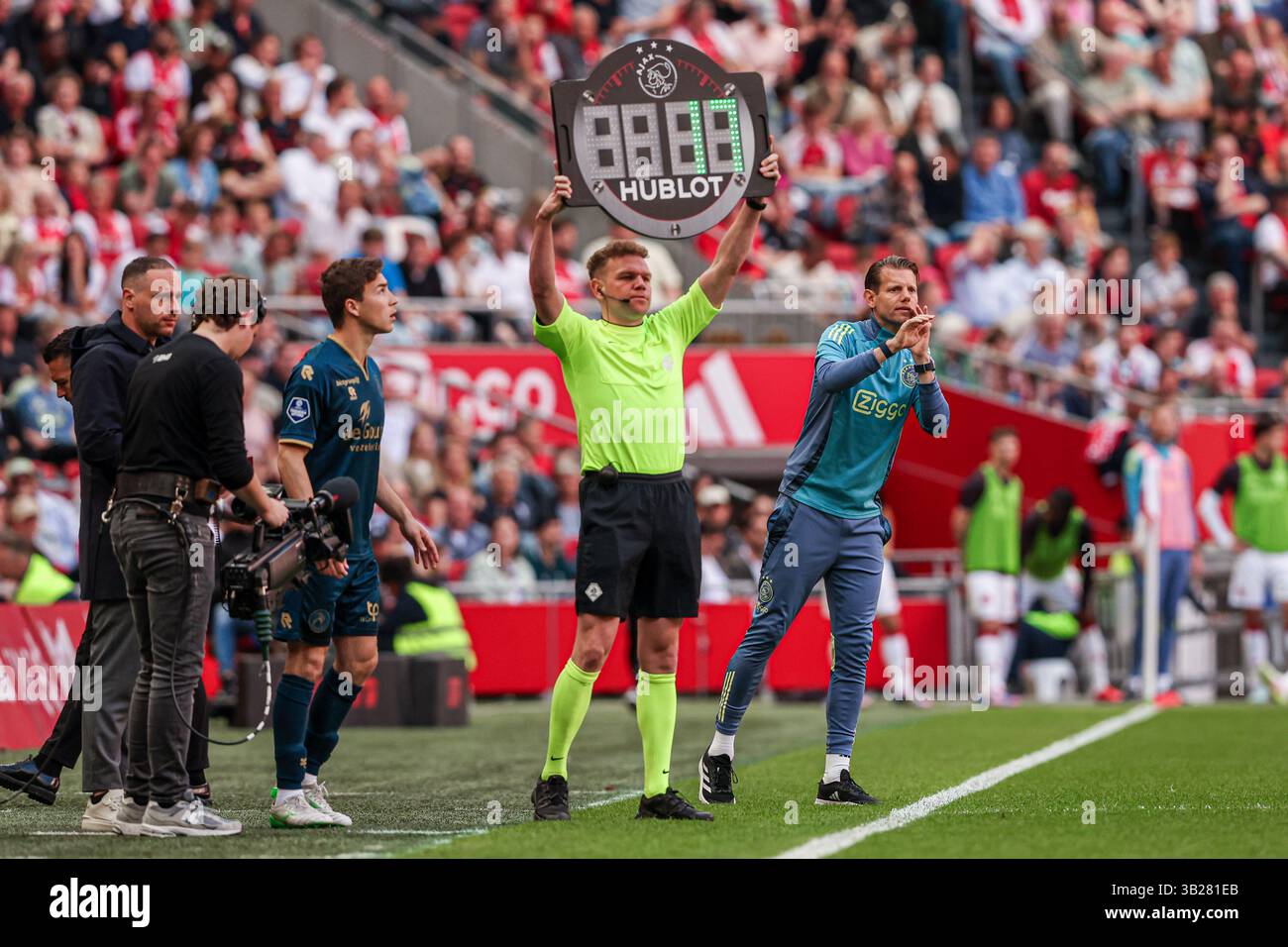 Amsterdam, Netherlands. 27th Apr, 2025. AMSTERDAM, NETHERLANDS - APRIL ...