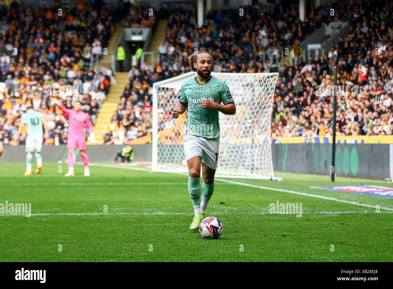 MKM Stadium, Hull, England - 26th April 2025 Marcus Harness (18) of ...
