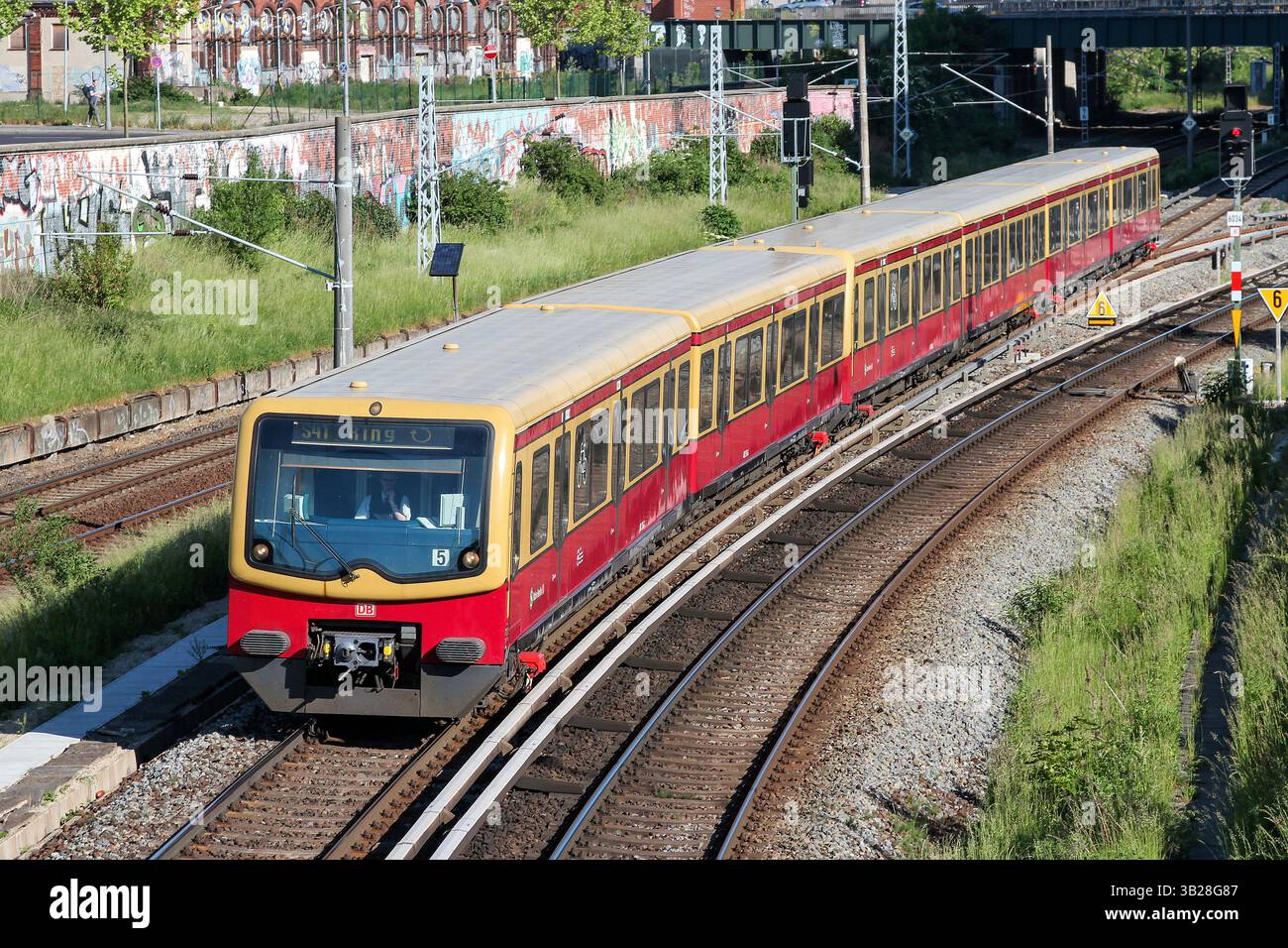 class 481 train of the Berlin S-Bahn Stock Photo - Alamy