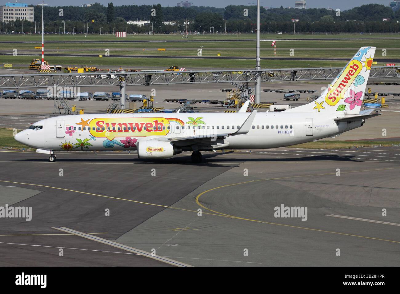 Dutch Transavia Boeing 737-800 in Sunweb livery with registration PH ...