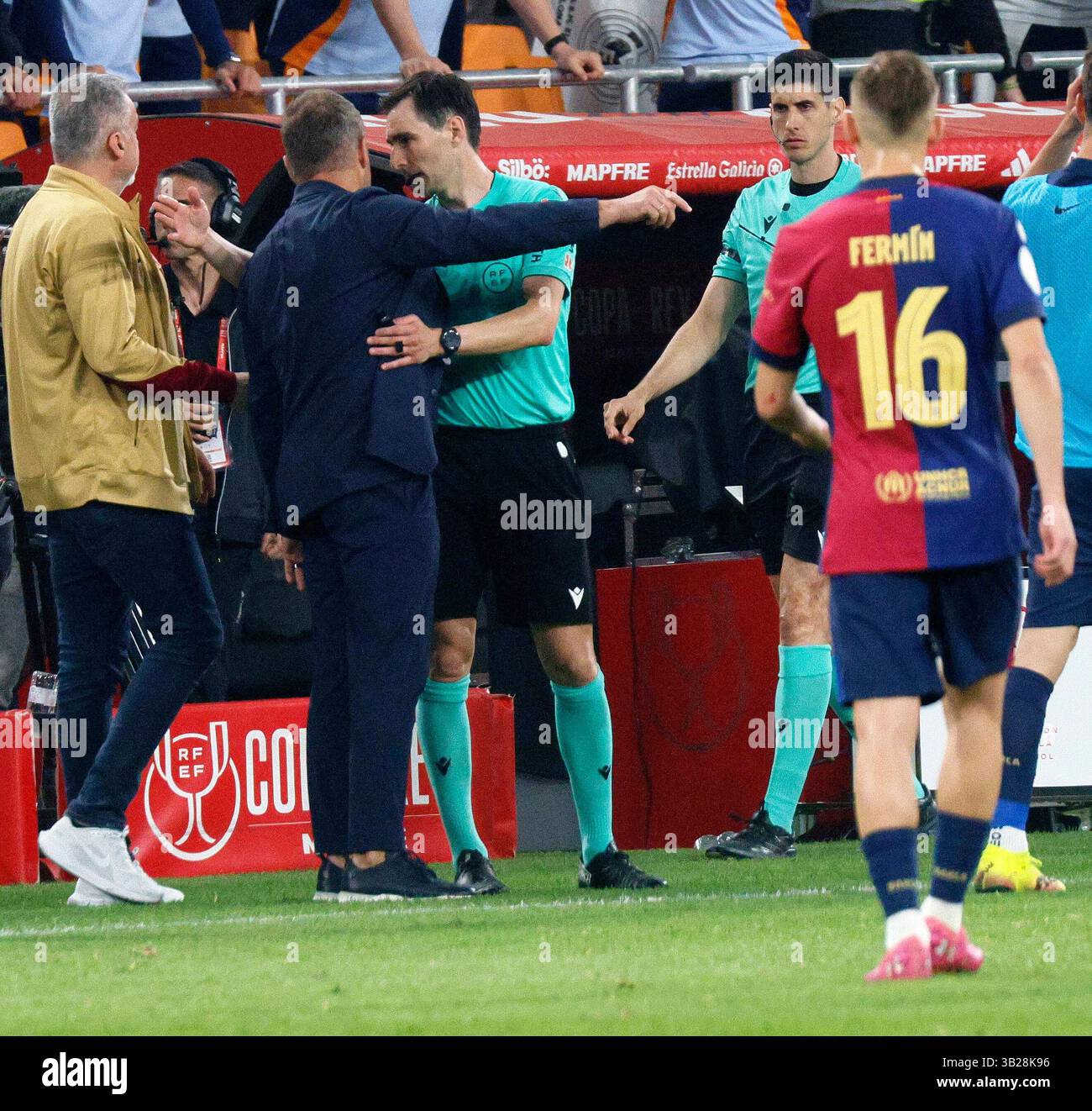 Spanish King Cup (Copa del Rey) final soccer match FC Barcelona vs Real ...