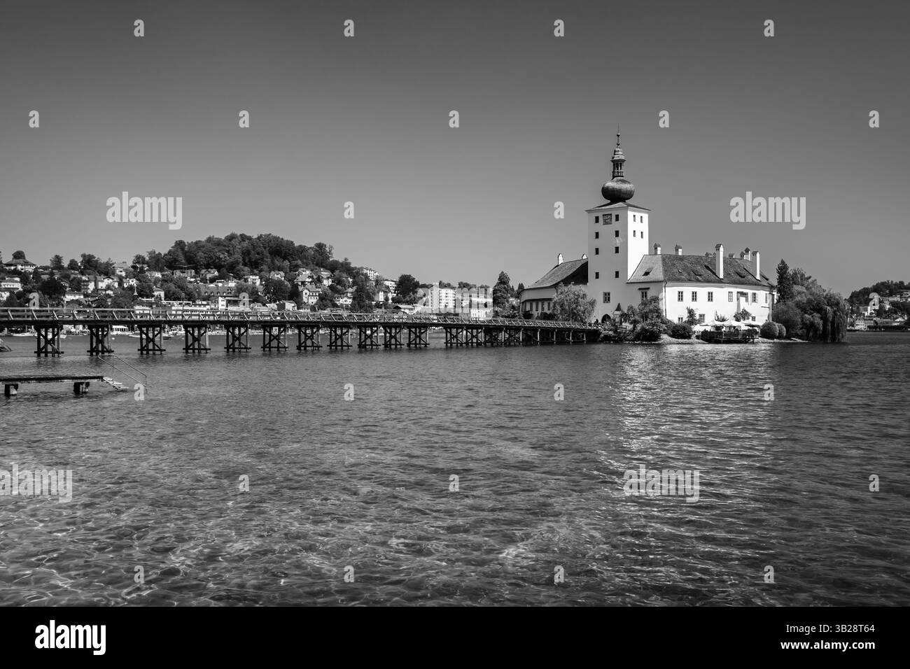 Schloss ort castle orth Black and White Stock Photos & Images - Alamy