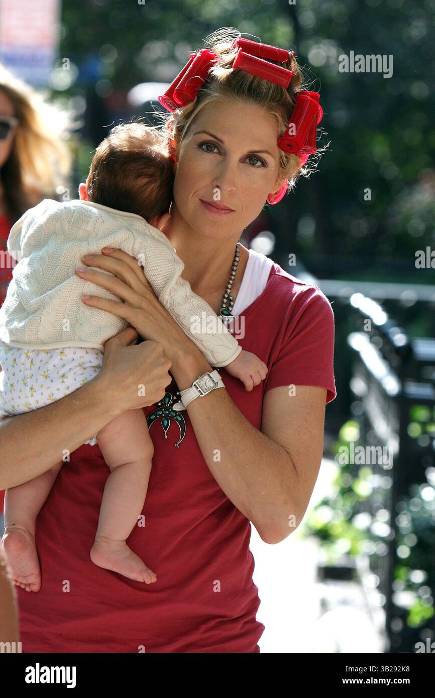 August 25 2009, New York City Actress Kelly Rutherford and her daughter ...