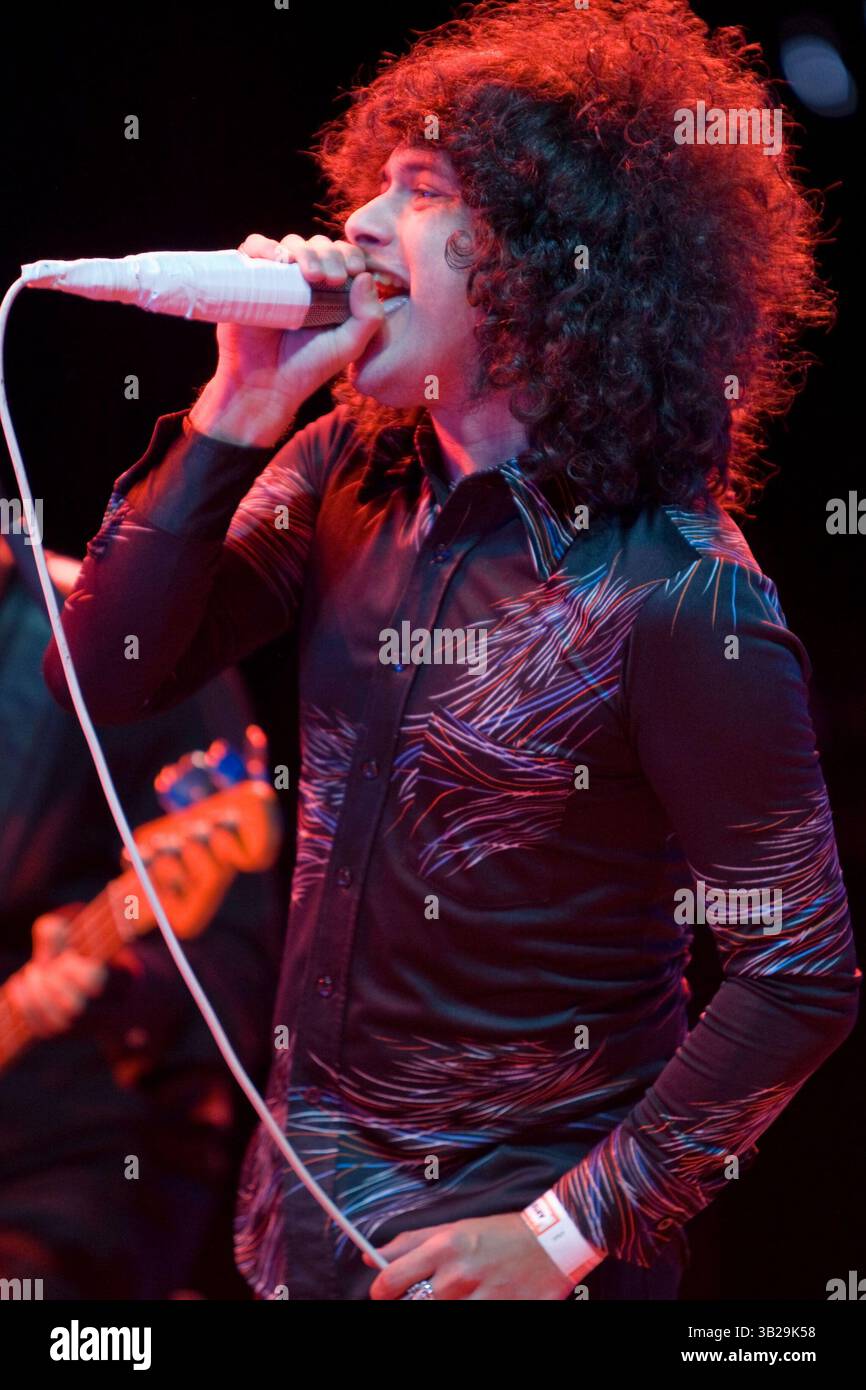 Sep 12, 2009 - Denver, Colorado, USA - Vocalist CEDRIC BIXLER-ZAVALA of The Mars Volta performs ...