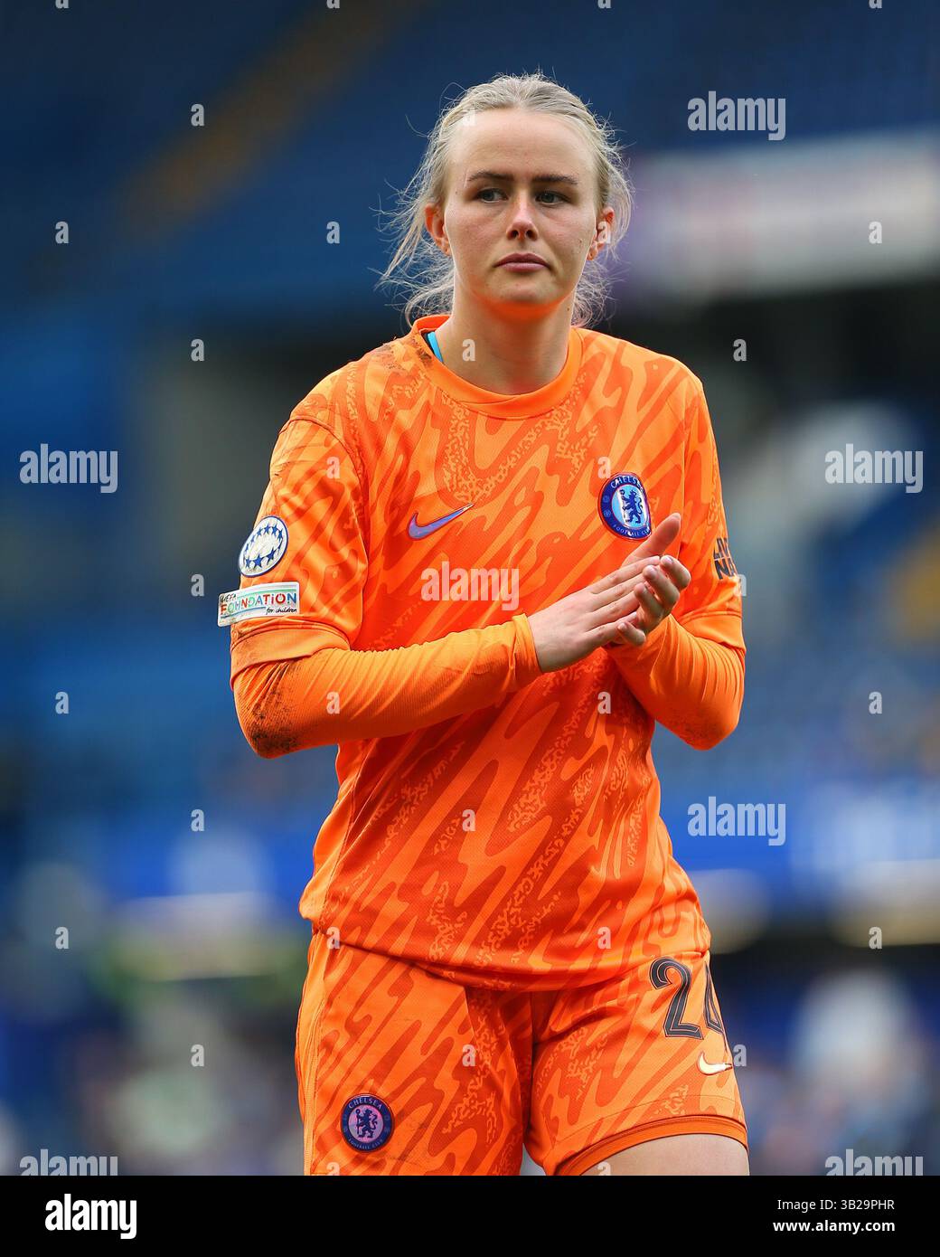 London, United Kingdom. 27 April, 2025. Hannah Hampton of Chelsea ...