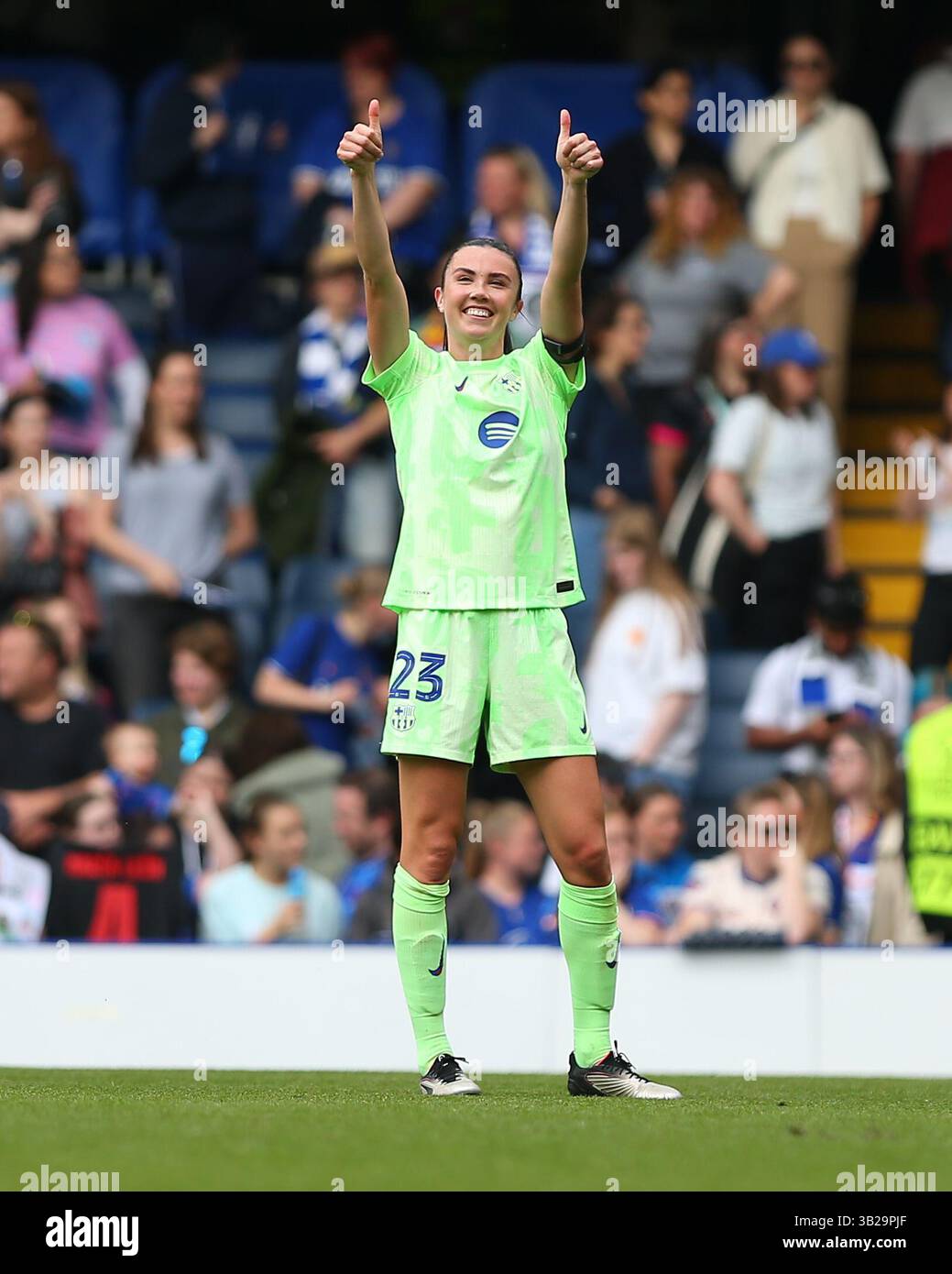 London, United Kingdom. 27 April, 2025. Ingrid Engen of Barcelona waves ...