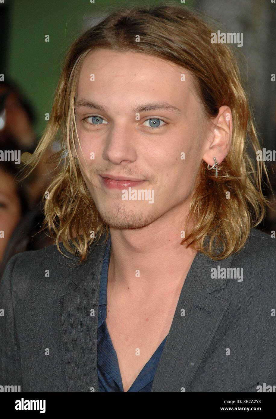 Jamie campbell world premiere hi-res stock photography and images - Alamy