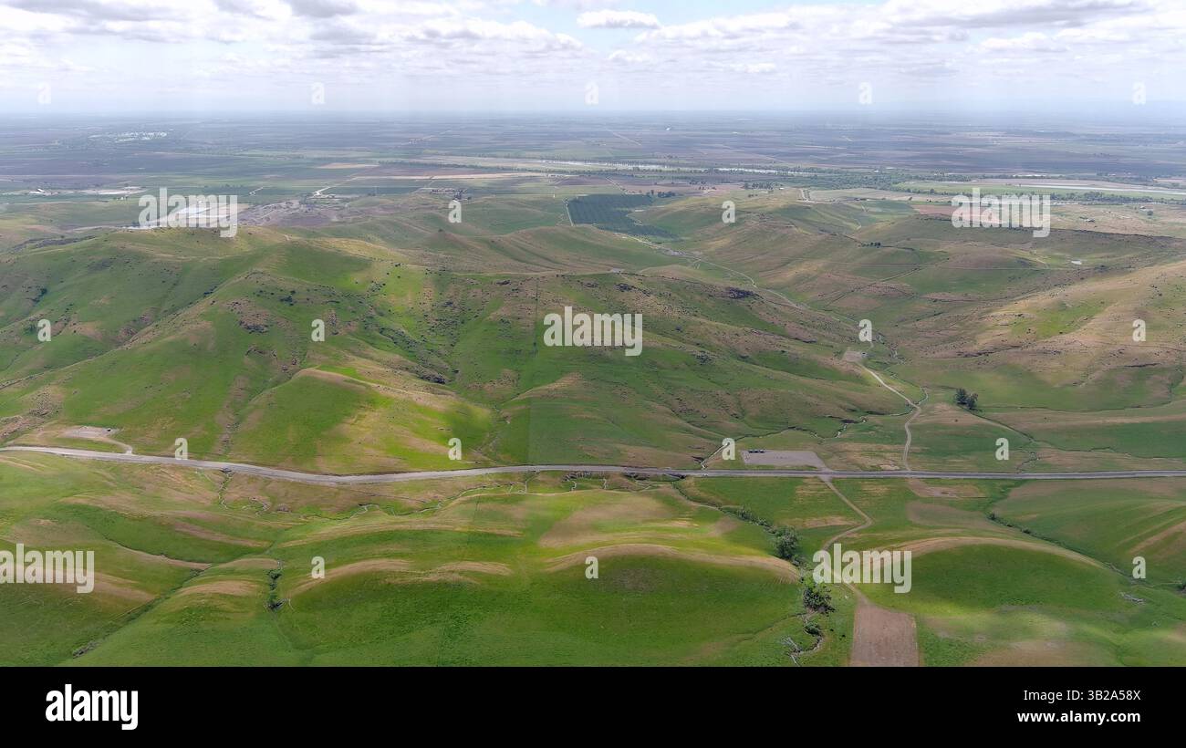 Aerial views of the Sutter Buttes the worlds smallest mountain range ...