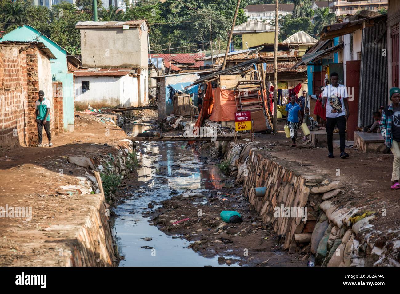 Religious mass with pastor in Katanga slum, Kampala, Uganda, Africa ...
