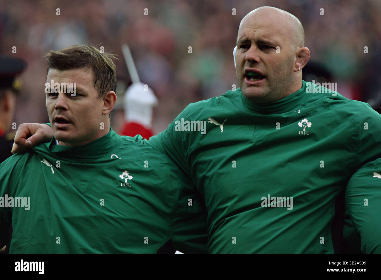 Brian o'driscoll drop goal hi-res stock photography and images - Alamy