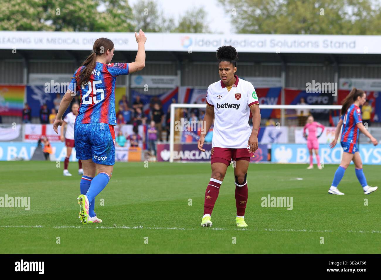Shekiera Martinez (West Ham 19) during the Women's Super League game ...