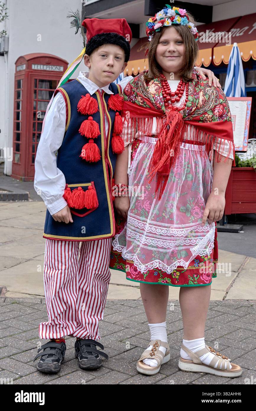 Polish children in traditional Polish dress, Shakespeare Birthday ...